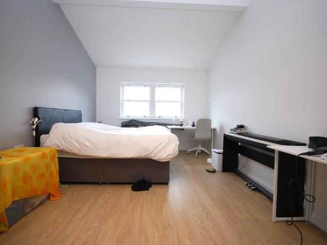 Bournemouth Close, London SE15 1 bed apartment to rent £1,750 pcm £404 pw