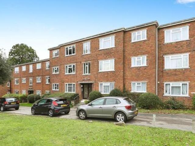 Bournemouth Road, Poole, 2 Bedroom Flat