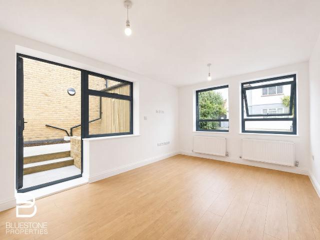 Bovill Road, Honor Oak SE23, 2 bed flat to rent, £2,300 pcm | PrimeLocation