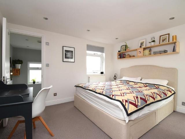 Bovill Road, London, SE23 3 bed terraced house to rent £2,850 pcm £658 pw
