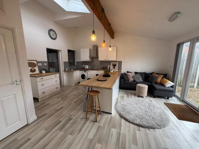 Bowthorpe Road 5 bed house share to rent £2,514 pcm £580 pw