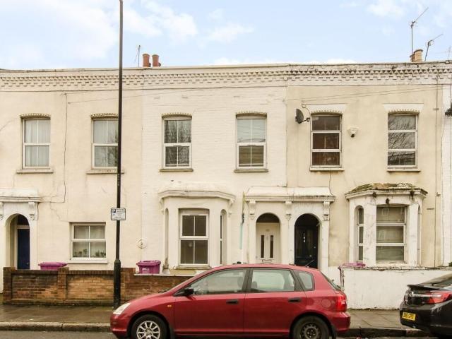 Bow Common Lane, Bow, London E3, 5 bed terraced house to rent, £4,700 pcm | PrimeLocation