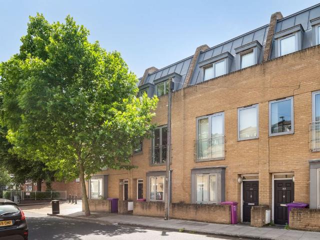 Bow Common Lane, London, Bow E3, 4 bed terraced house to rent, £5,000 pcm | PrimeLocation