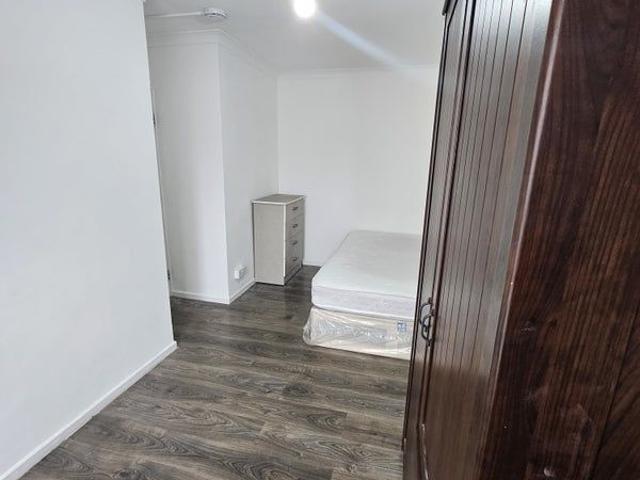 Bow Common Lane, London E3, Room to rent, £795 pcm | PrimeLocation