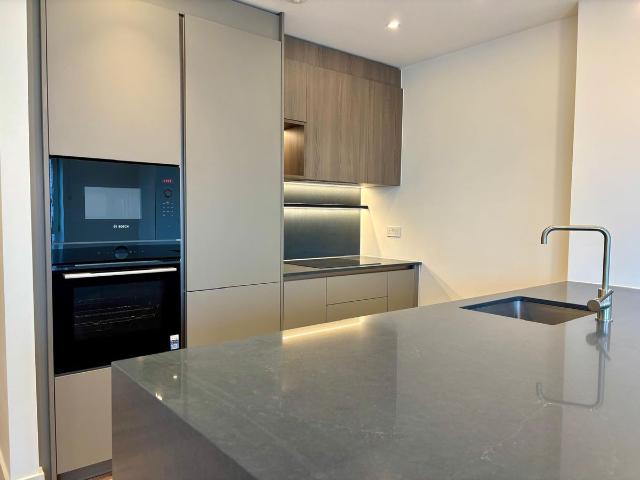 Bow Common Lane, London E3, 1 bed flat to rent, £2,500 pcm | PrimeLocation