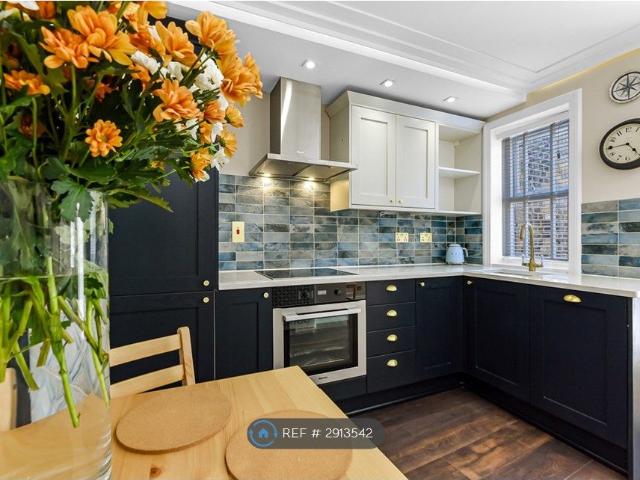 Bow Common Lane, London E3, 1 bed terraced house to rent, £2,545 pcm | PrimeLocation