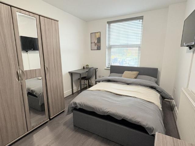 Bow Lane, Preston, Lancashire PR1, Room to rent, £475 pcm | PrimeLocation