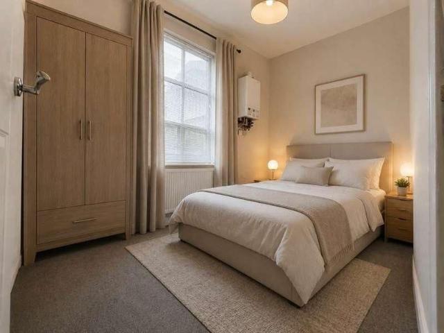 Bow Street, Oldham, OL1