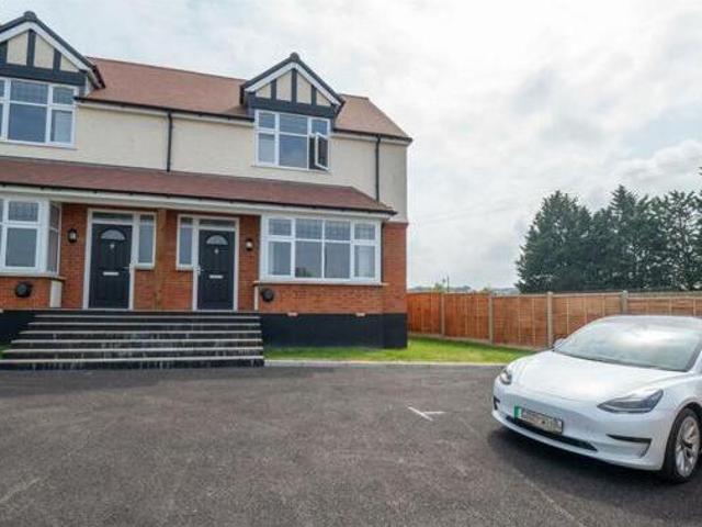Bow Road, Wateringbury, 3 Bedroom End