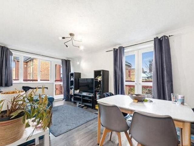 Bow Road, London, 2 Bedroom Apartment