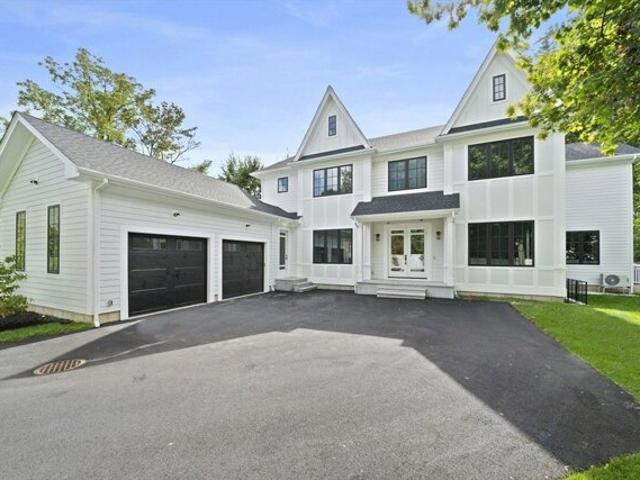 Bow Rd, Newton, Home For Sale