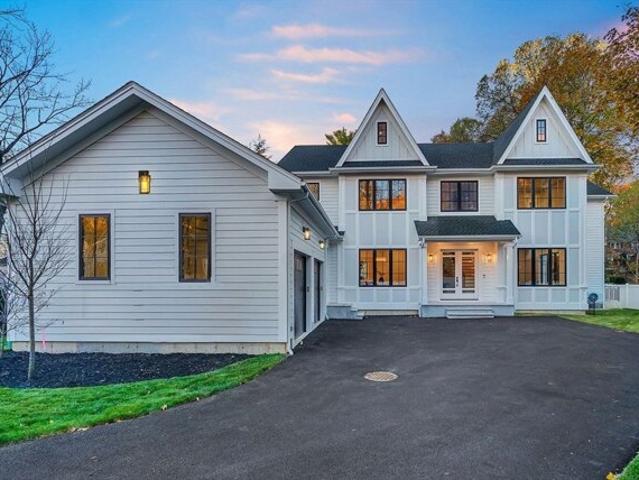 Bow Rd, Newton, Home For Sale