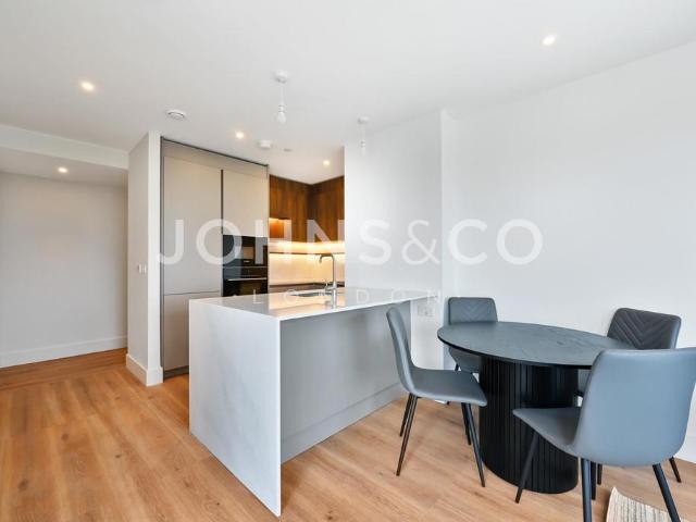 Bow View Apartments, Bow Green. 1 bed apartment to rent £2,600 pcm £600 pw