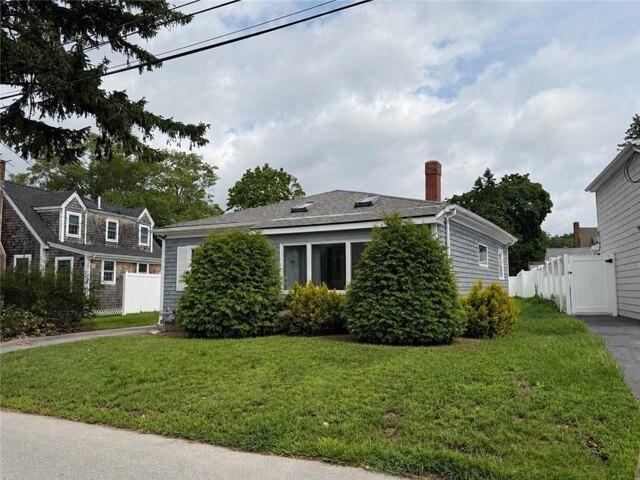 Bowden Ave, Barrington, Home For Sale