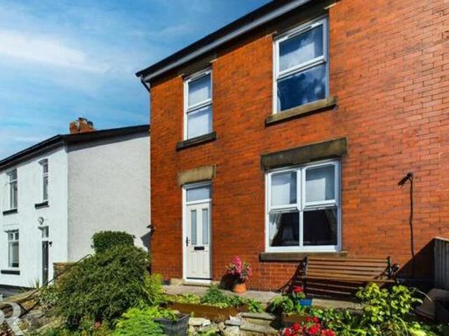 Bowden Lane, Chapel en le frith, 3 Bedroom Semi detached