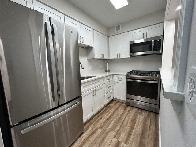 Bowdoin St Apt B, Boston, Condo For Sale