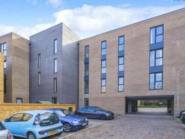 Bowen Drive, Charlton, 1 Bedroom Apartment