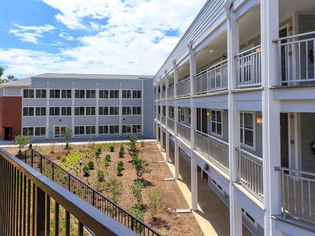 Bowen Flats 1 Bedroom Apartment for Rent at 2620 Bowen Rd Se, Washington, DC 20020 Anacostia