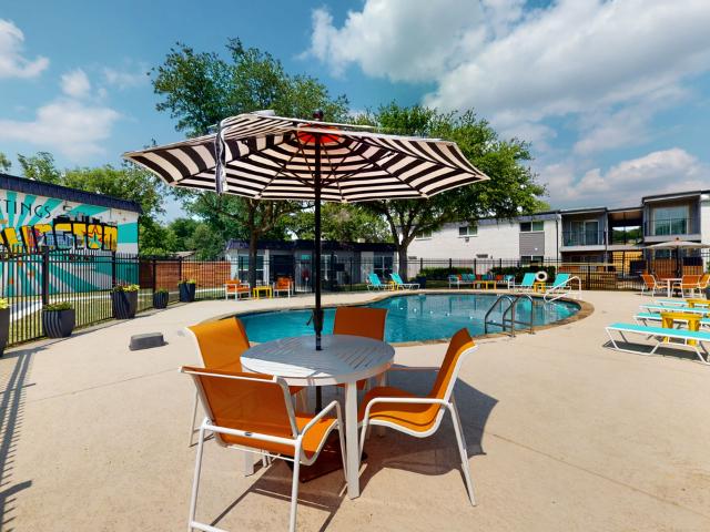 Bowen of Arlington Apartments 2 Bedroom Apartment for Rent at 2513 Lynnwood Dr, Arlington, TX 76013