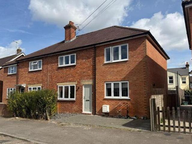 Bowen Road, Rusthall, 3 Bedroom Semi detached