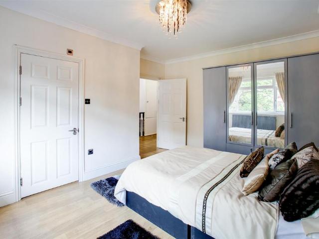 Bowes Road, Acton 4 bed semi detached house to rent £3,950 pcm £912 pw