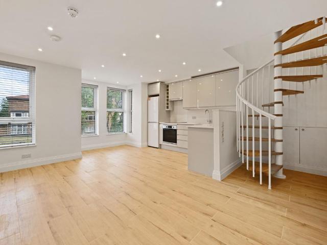Bowes Road, Arnos Grove N11, 2 bed flat to rent, £2,200 pcm | PrimeLocation