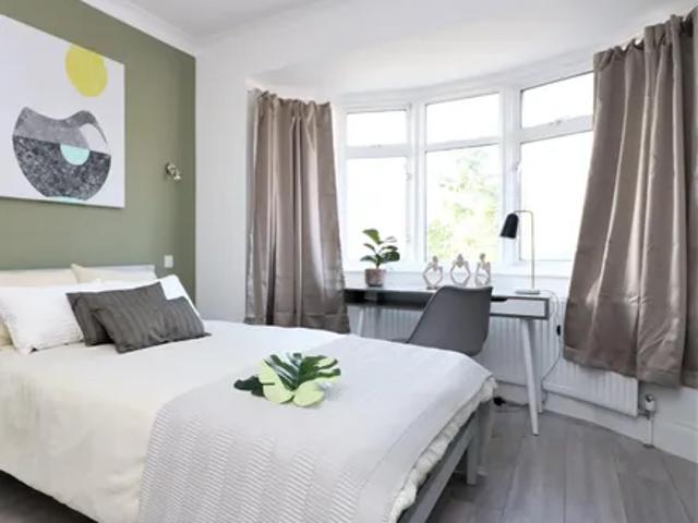 Bowes Road, London, W3 7AL, United Kingdom | Room for rent #154591199 | Rentberry