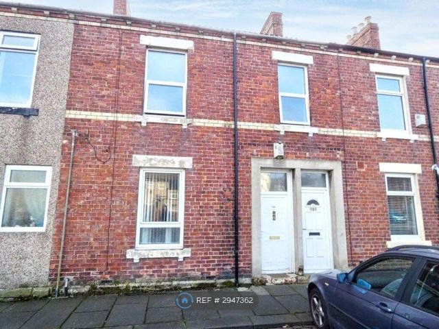 Bowes St, Blyth NE24, 2 bed flat to rent, £650 pcm | PrimeLocation
