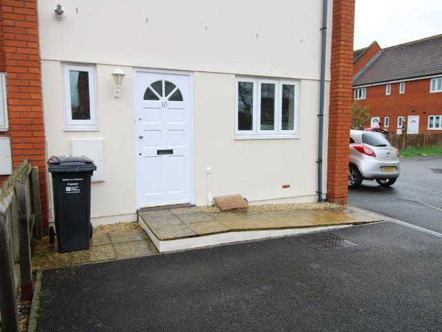 Bower Fields, Bridgwater TA6, 1 bed flat to rent, £800 pcm | PrimeLocation