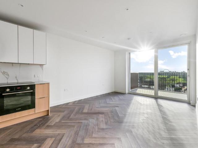 Bower House, Hendon, London, NW9 1 bed apartment to rent £1,798 pcm £415 pw