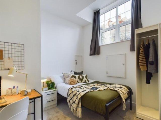 Bower Road 4 bed house share to rent £1,952 pcm £450 pw