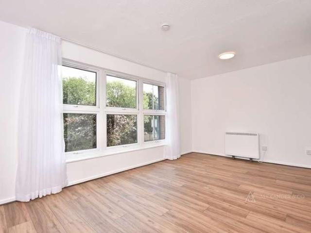 Bowerbank Court, Bierton Road, Aylesbury, Buckinghamshire, HP20