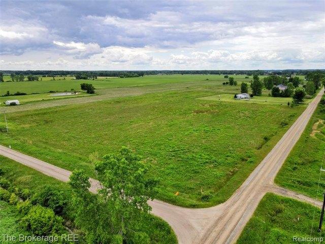 Bowers Rd, Mussey, MI 48014