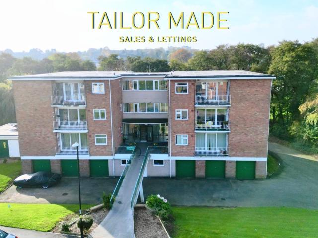 Bowfell Close, Nod Rise, Mount Nod, Coventry, CV5 7JN 2 Bedroom Top Floor Flat