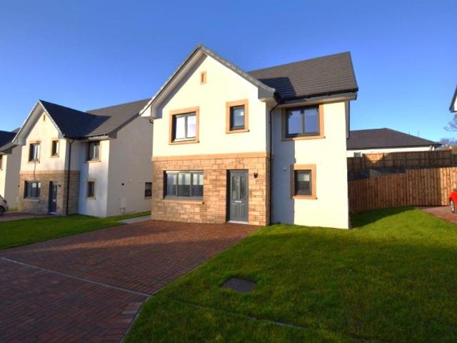 Bowfield Road, West Kilbride, North. 4 bed detached house to rent £3,600 pcm £831 pw