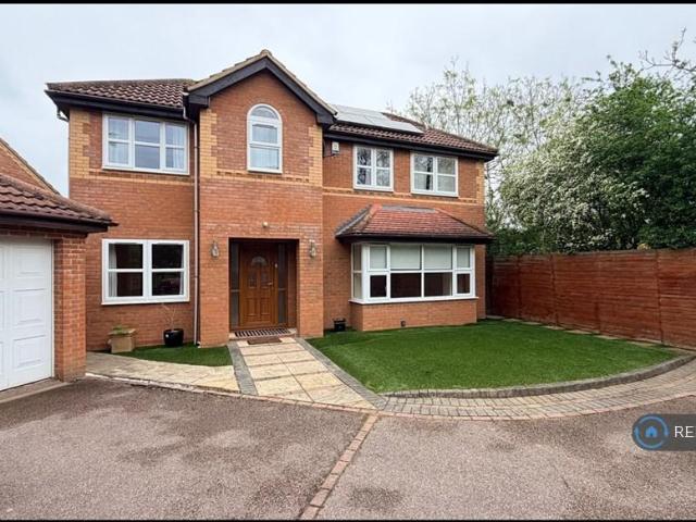 Bowland Drive, Milton Keynes, MK4 5 bed detached house to rent £3,450 pcm £796 pw