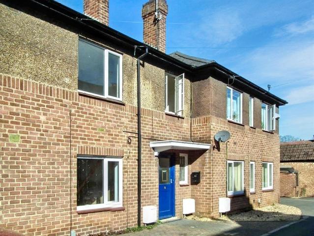 Bowling Green Avenue, Kettering NN15, 2 bed flat to rent, £800 pcm | PrimeLocation