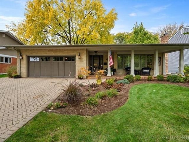 Bowling Green Ct, Naperville, Home For Sale