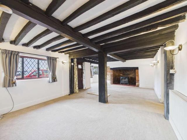Bowling Green, Stokenchurch, High Wycombe, Buckinghamshire, HP14