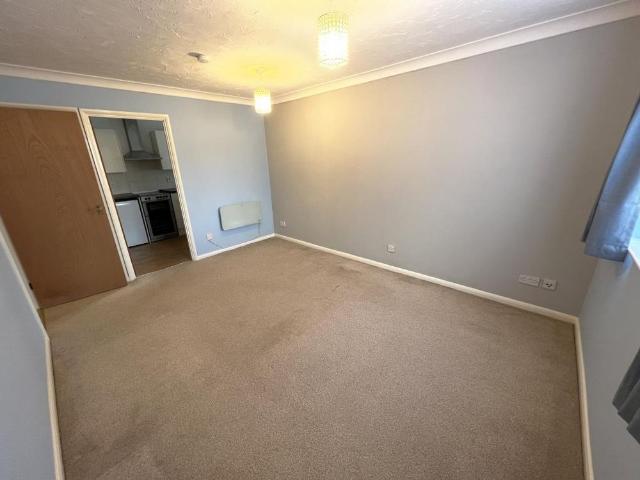 Bowls Court, Cv5 8pg, Coventry