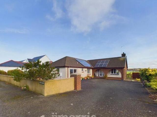 Bowls Road, Blaenporth, 3 Bedroom Detached