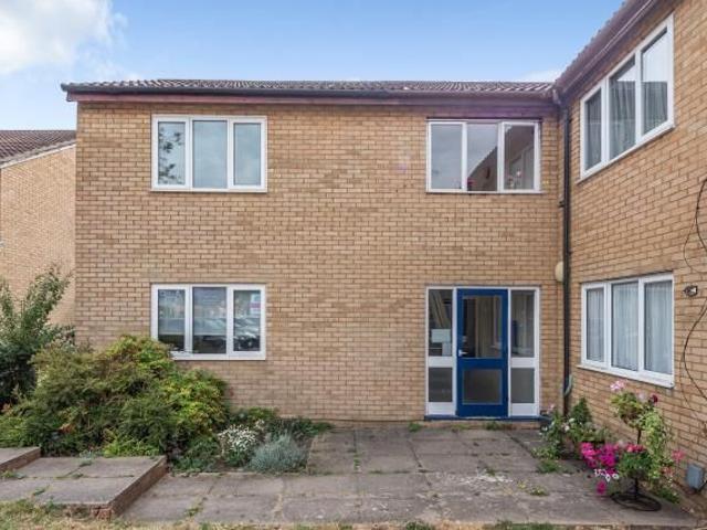 Bowmont Drive, Aylesbury HP21, 1 bed flat to rent, £950 pcm | PrimeLocation