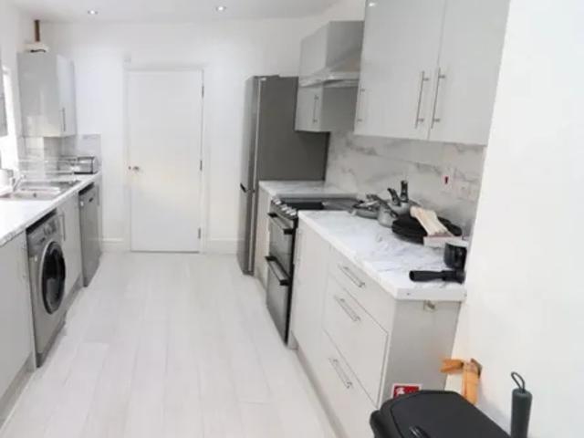 Bowness Road, London, SE6 2DG, United Kingdom | Room for rent #154575094 | Rentberry