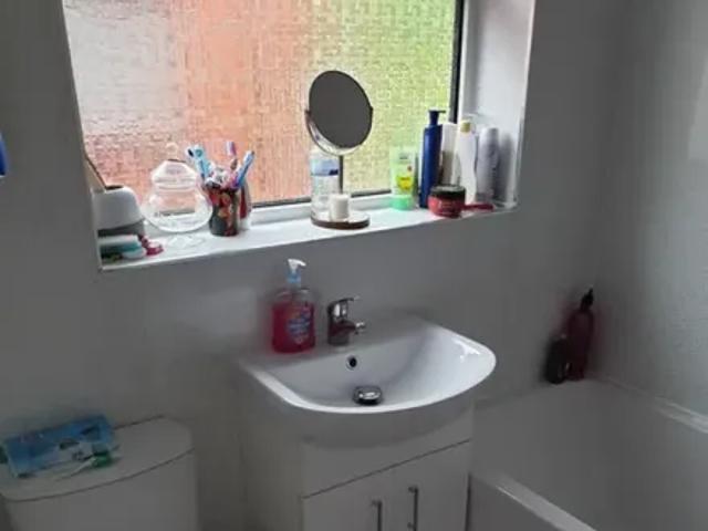 Bowring Park Avenue, Knowsley, L16 2NE, United Kingdom | 1 bed apartment for rent #139875599 | Rentberry