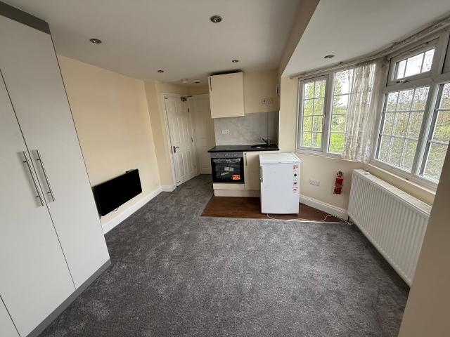 Bowrons Avenue, Wembley HA0, Studio to rent, £1,150 pcm | PrimeLocation