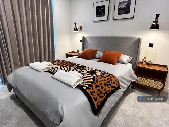 Boxwood Gardens, London, E1W 2 bed flat to rent £3,950 pcm £912 pw