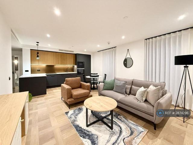Boxwood Gardens, London, E1W 2 bed flat to rent £4,200 pcm £969 pw