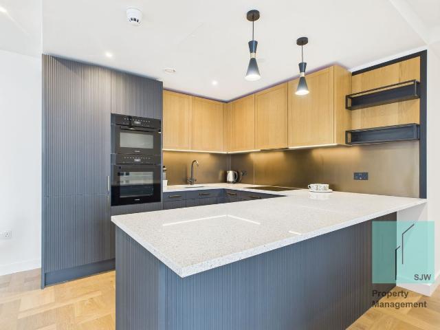 Boxwood Gardens, London E1W, 3 bed flat to rent, £5,800 pcm | PrimeLocation