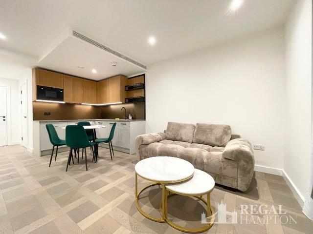 Boxwood Gardens, Tower Hamlet, London E1W, 1 bed flat to rent, £2,800 pcm | PrimeLocation