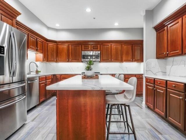 Boxwood Ln Unit,clinton, Condo For Sale